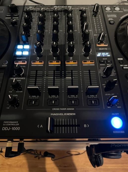 Pioneer DDJ-1000 DJ Controller novo!