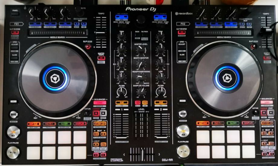 Pioneer DDJ RR - DJ Kontroler/Mixer + torba + licenca za Rekordbox