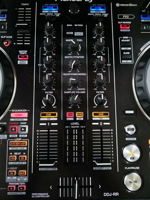 Pioneer DDJ RR - DJ Kontroler/Mixer + torba + licenca za Rekordbox