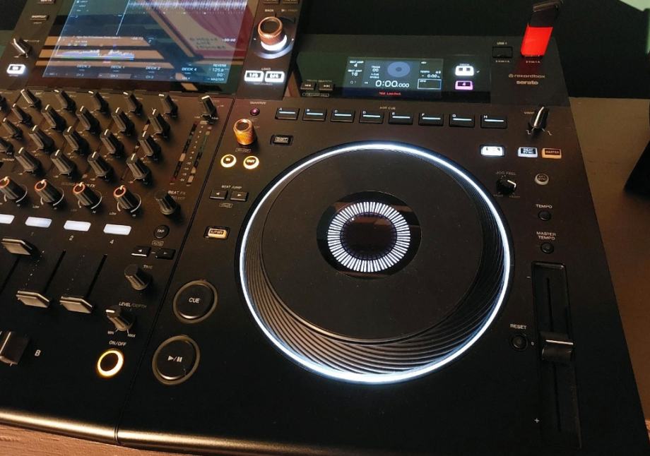 Pioneer DJ Opus Quad