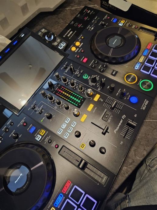Pioneer XDJ RX3 Novo! DJ System