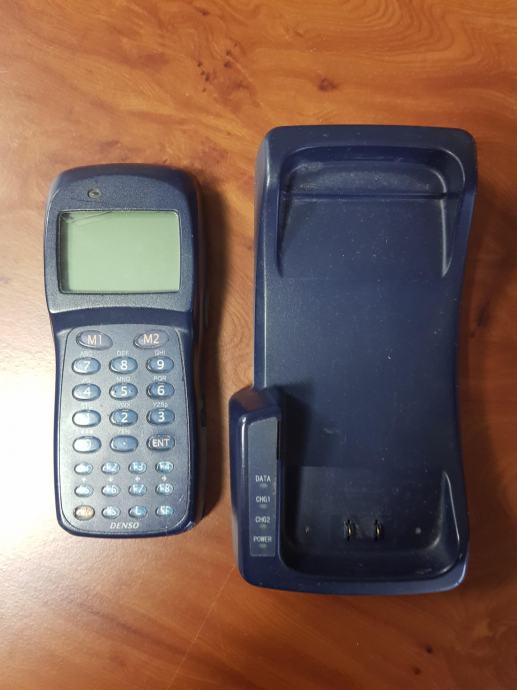 Ročni terminal DENSO BHT-8000 s postajo CU-8021