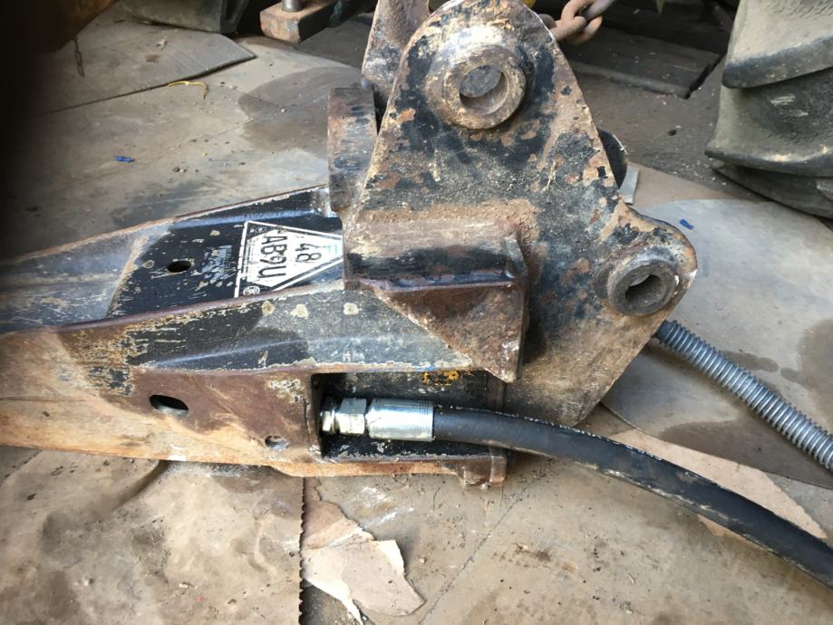 Atlas copco sb 150, JCB hm165, hidravlicno, kladivo,mini bager