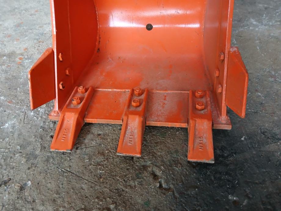Kibla za mini bager 2-3t martin vpetje
