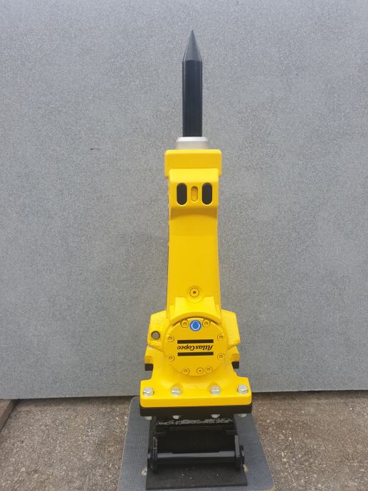 Kladivo atlas copco mini bager