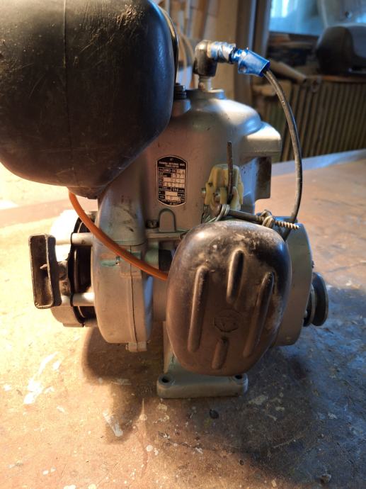 Samostoječi bencinski motor Tomos UMO-06 prodam