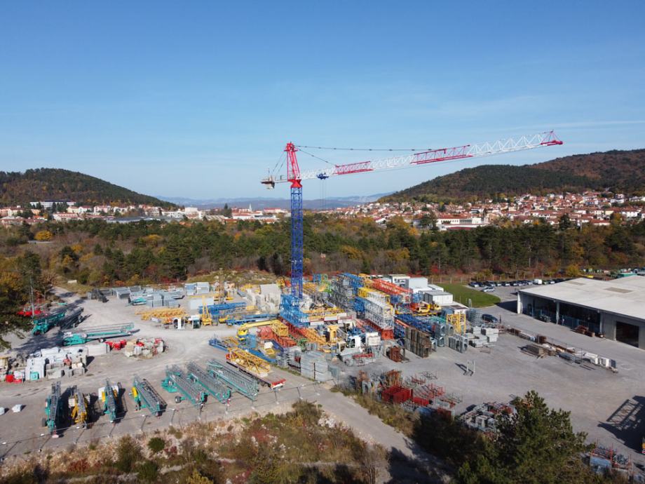 Stolpni gradbeni žerjav Raimondi ER180
