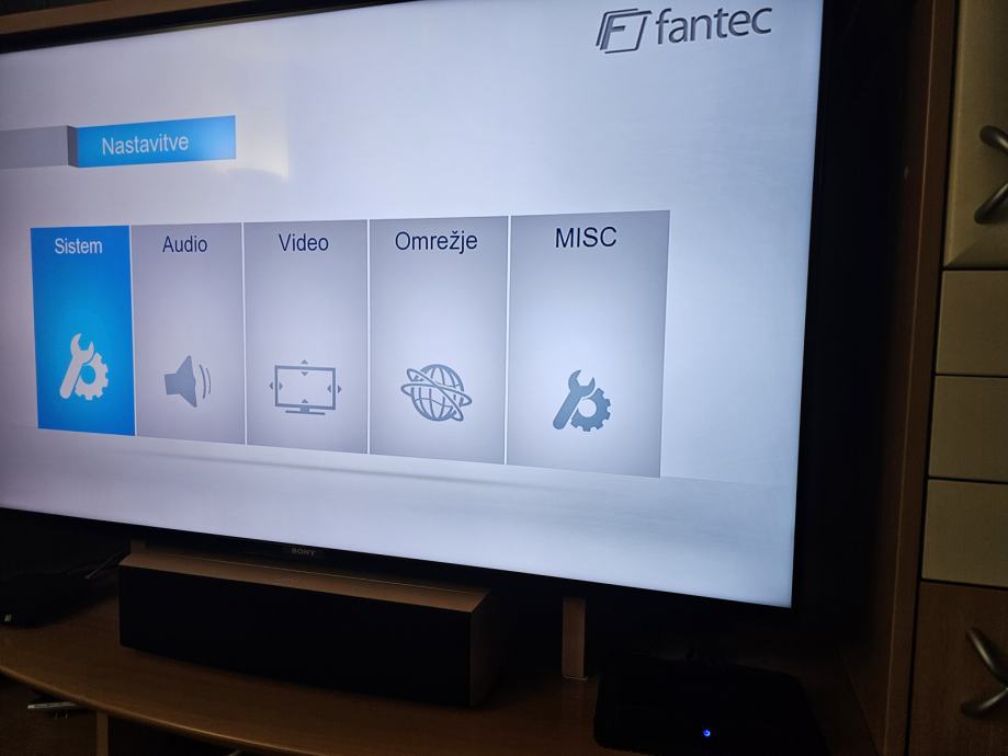 FANTEC 3DS4600 multimedijski predvajalnik marcedes med predvajalniki