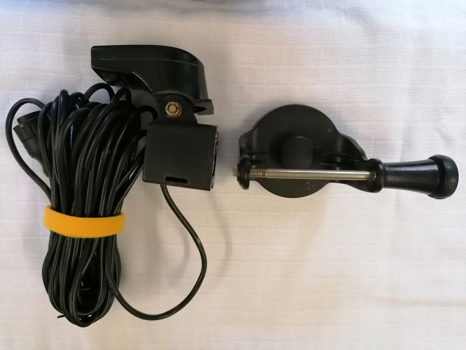 GARMIN fishfinder 140
