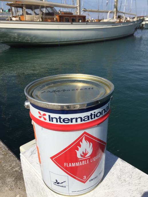 PROFI ANTIFOULING MODRA ANTIVEGETATIVNA BARVA INTERNATIONAL INTERSPEED
