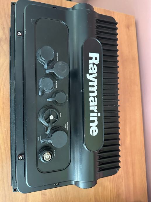 Raymarine eS127, 12 inčni Hybridtouch MFD Wi-Fi Fishfinder E70284
