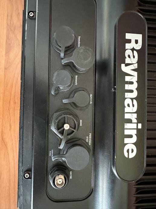 Raymarine eS127, 12 inčni Hybridtouch MFD Wi-Fi Fishfinder E70284