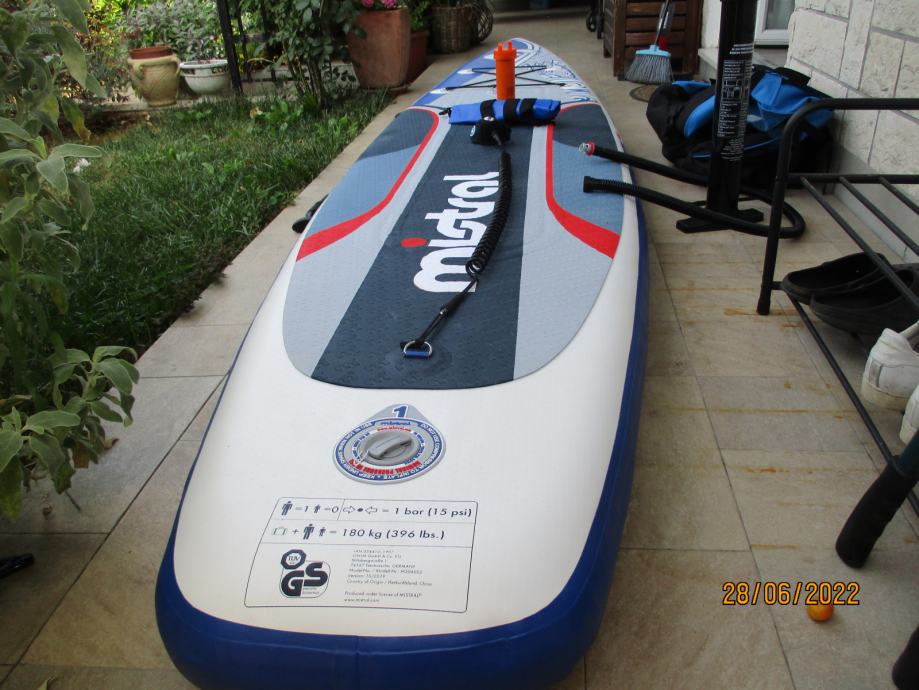 sup deska mistral race 381- 12-6- nov- 370-euro