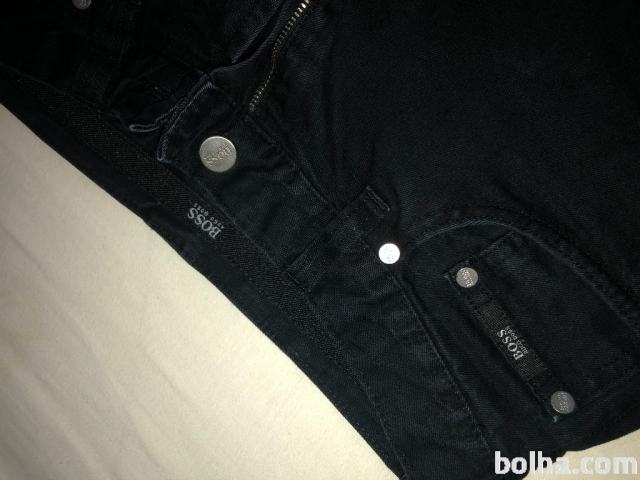MOŠKE HUGO BOSS HLAČE