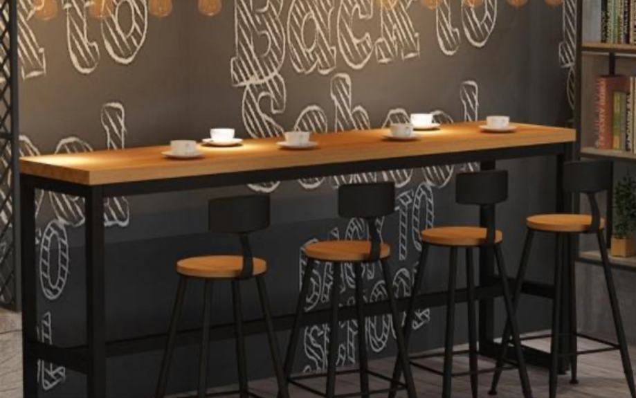 Bar lesena miza in stol