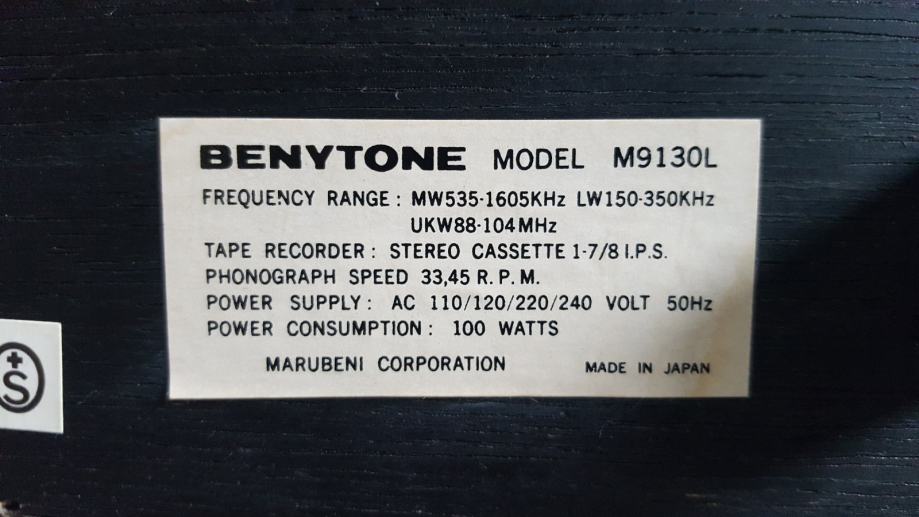 GRAMAFON KASETOFON IN RADIO,BENYTONE Model M9130L