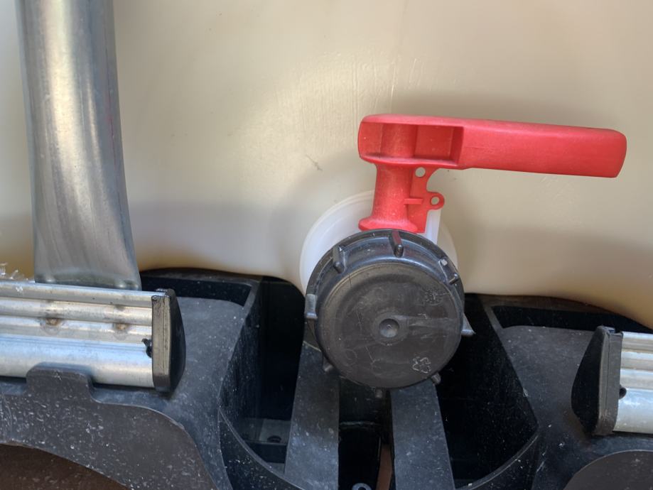 Cisterna - IBC kontejner 1000L
