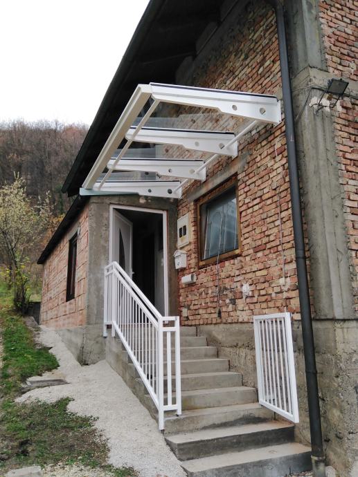 Jeklene kontrukcije,ključavničarska dela. Ograje,stopnice.strehe,