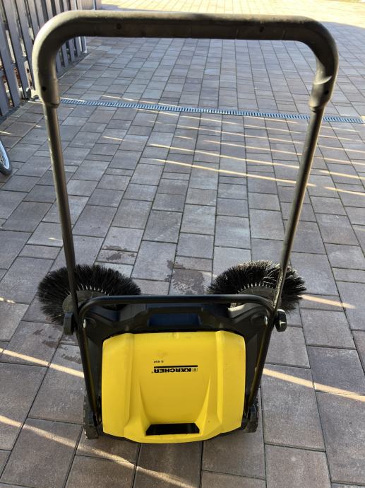 Karcher pometač S650 sesalec stroj za pometanje