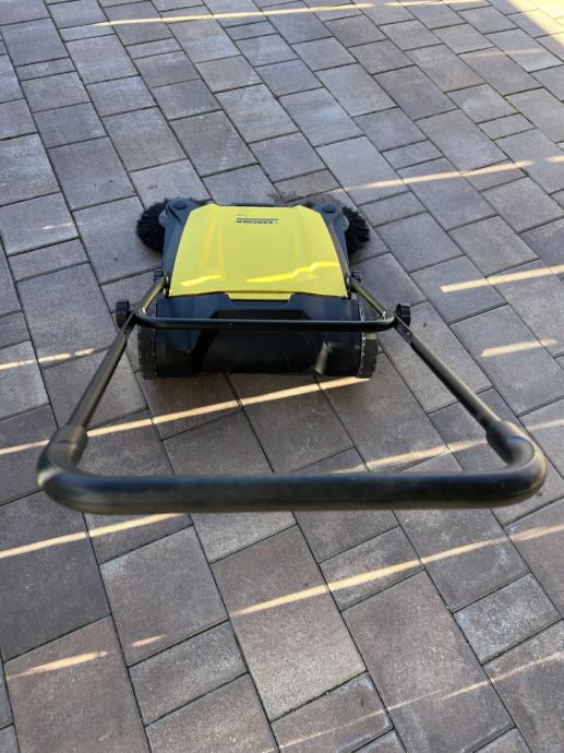 Karcher pometač S650 sesalec stroj za pometanje