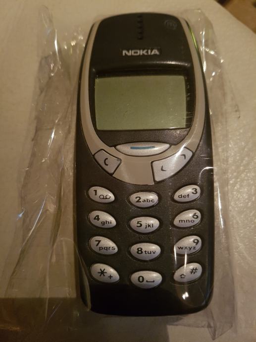 Klasicni mobilni telefon mobitel Nokia 3310