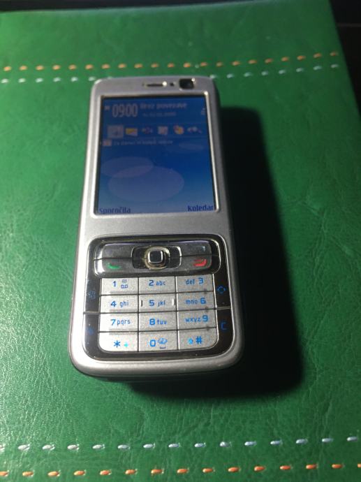klasični mobilnik mobitel nokia n73