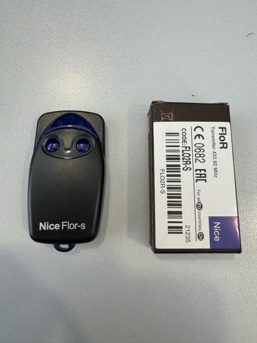 Nice Flor-s daljinec vrat