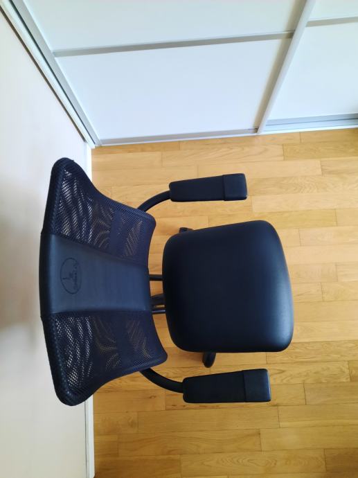 pisarniški stol SpinaliS HACKER