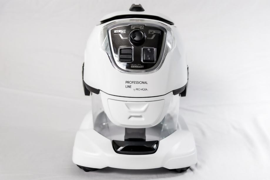 Pro Aqua, tovarniško obnovljen, nov motor, nov separator, v garanciji