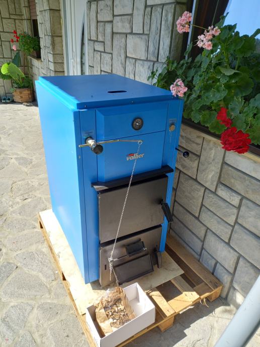 Prodam peč Valher kombinirano na trdo gorivo in olje