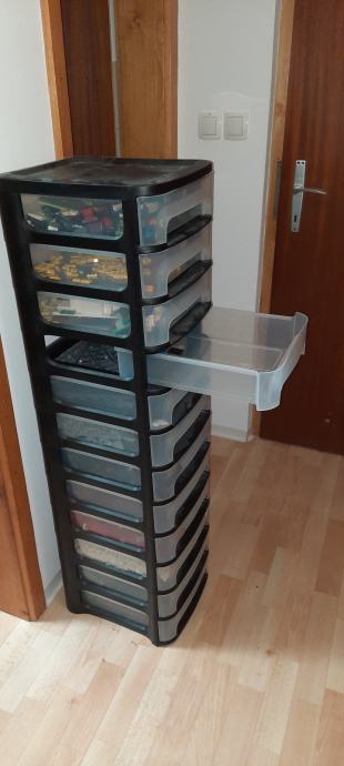 PVC plastičen predalnik sortirnik za LEGO kocke ipd
