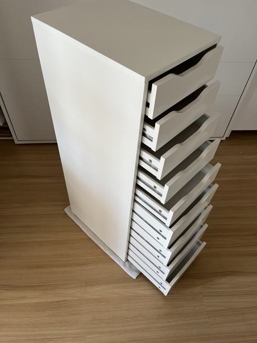 Rablje Ikea ALEX Predalnik z 9 predali, bela, 36x116 cm