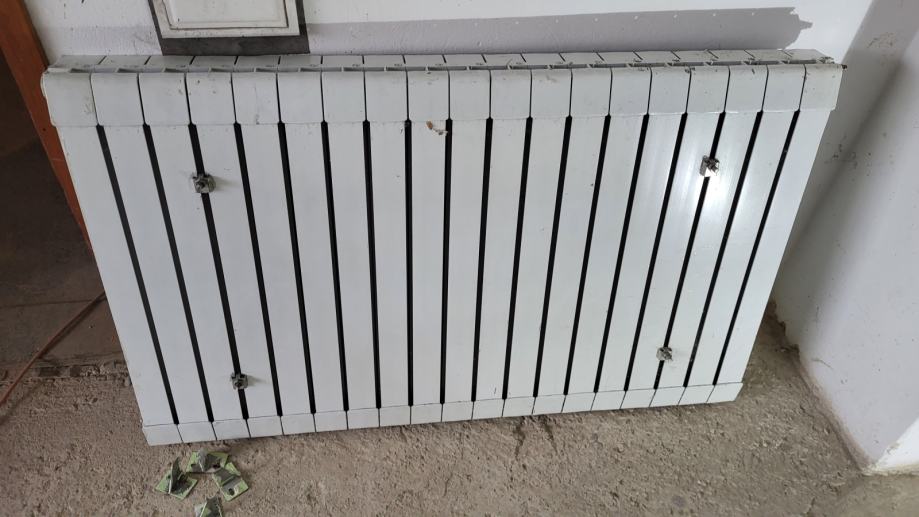 Radiator Aklimat, aluminijast, 115 širina, 70 višina (70*115 cm)