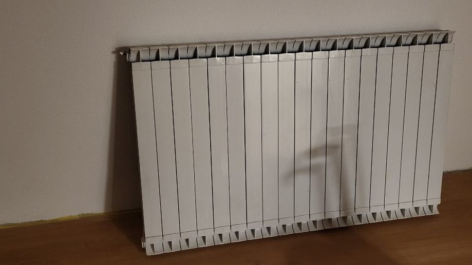 Radiator Aklimat, aluminijast, 115 širina, 70 višina (70*115 cm)