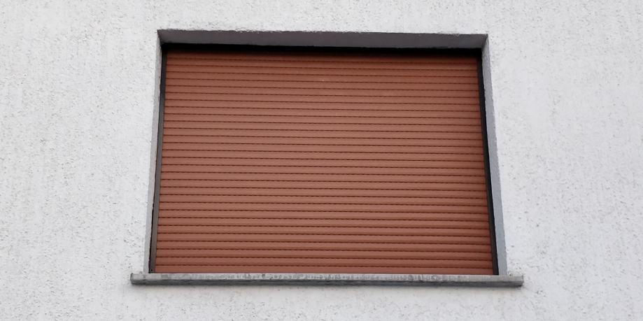 rolete ROLTEK rjave barve