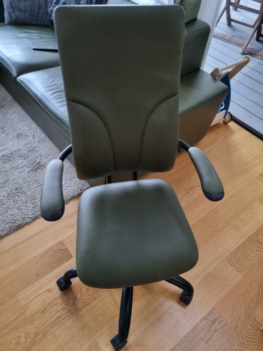 Spinalis stol model Apollo