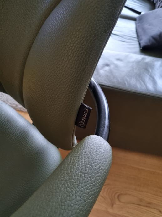 Spinalis stol model Apollo