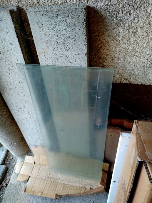 Termopan steklo in 5 navadnih stekel v kompletu za samo 4 evre