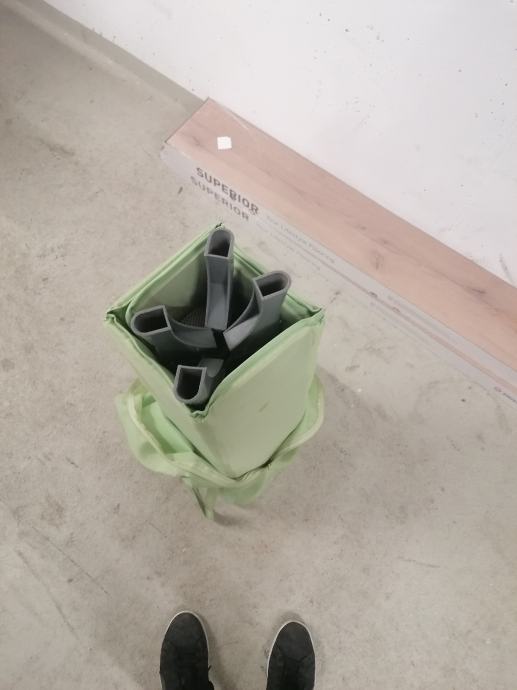 Prenosna otroška posteljica