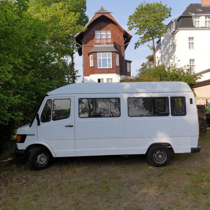 ODKUPUJEM KOMBI MERCEDES SPRINTER 207, 208, 210, 212, 1990 l.