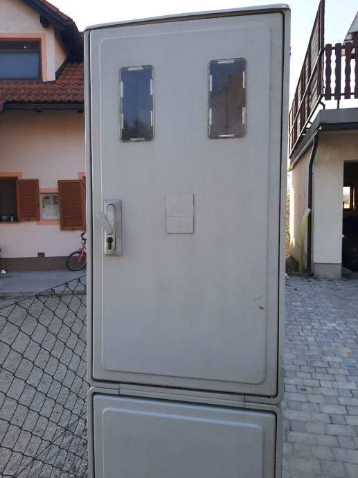 elektro omarica za 2 števca