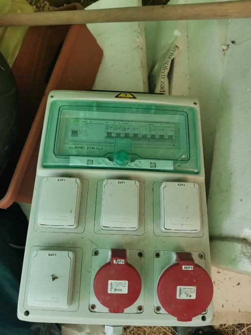 Gradbena elektro omarica