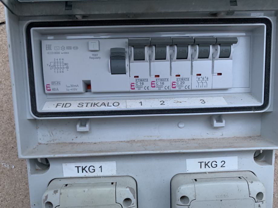 Gradbiščna elektro omarica