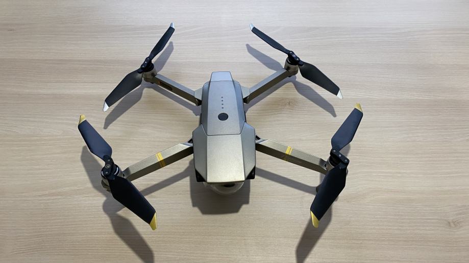 DJI Mavic Mavic Pro Platinum Drone Grey s paketom letenja Flymore!!