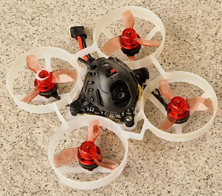 Mobula 6 micro whoop FPV dron