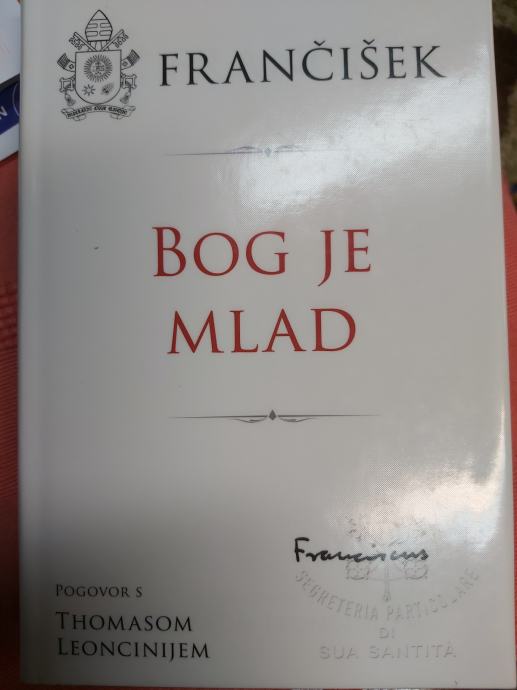 FRANČIŠEK BOG JE MLAD
