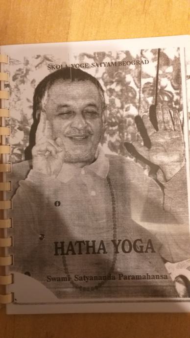 Hatha yoga Swami satyananda paramahansa