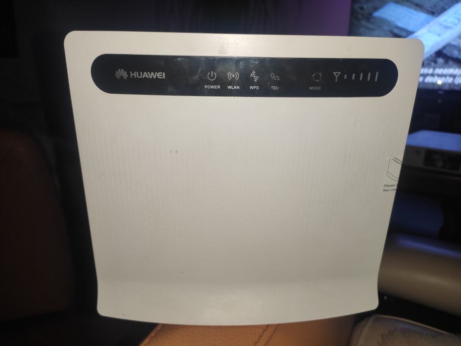 Modem Router Huawei-B593-LTE-4G-CPE-with-4 portni