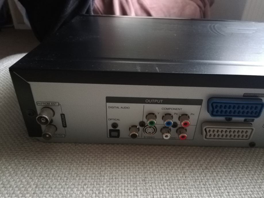 Dvd/vhs kasete silva schnider predvajalnik z USB +scart