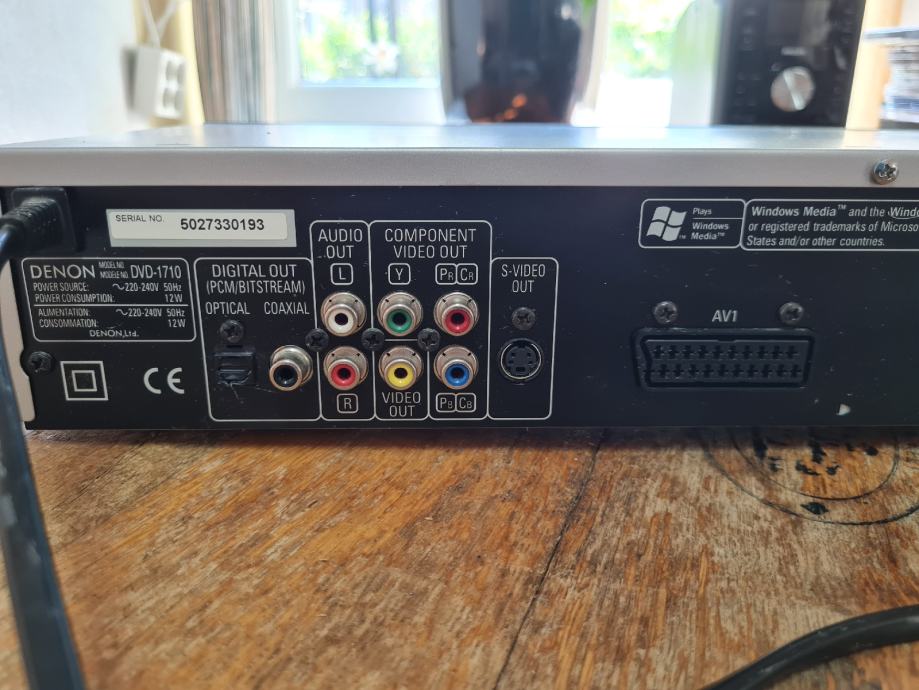DENON DVD-1710, DVD/CD/MP3 predvajalnik